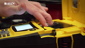 M410 Handheld Label Printer with Accessories Kit - Brady Part: M410-KIT ...