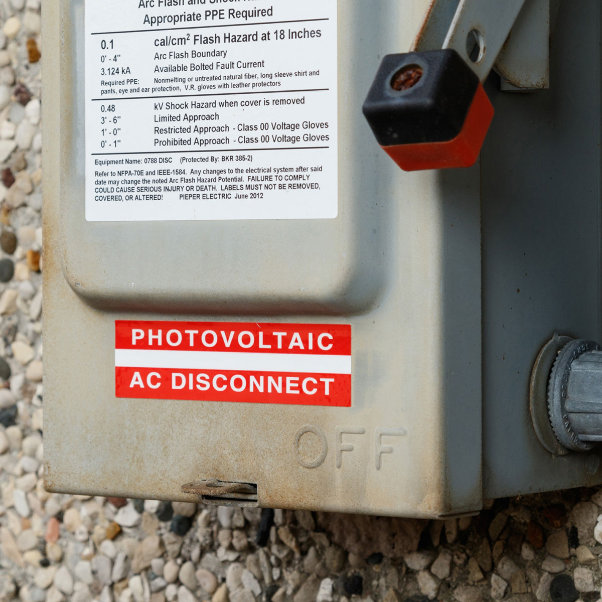 Pre-Printed SOLAR AC DISCONNECT Warning Labels - Brady Part: 149837 ...
