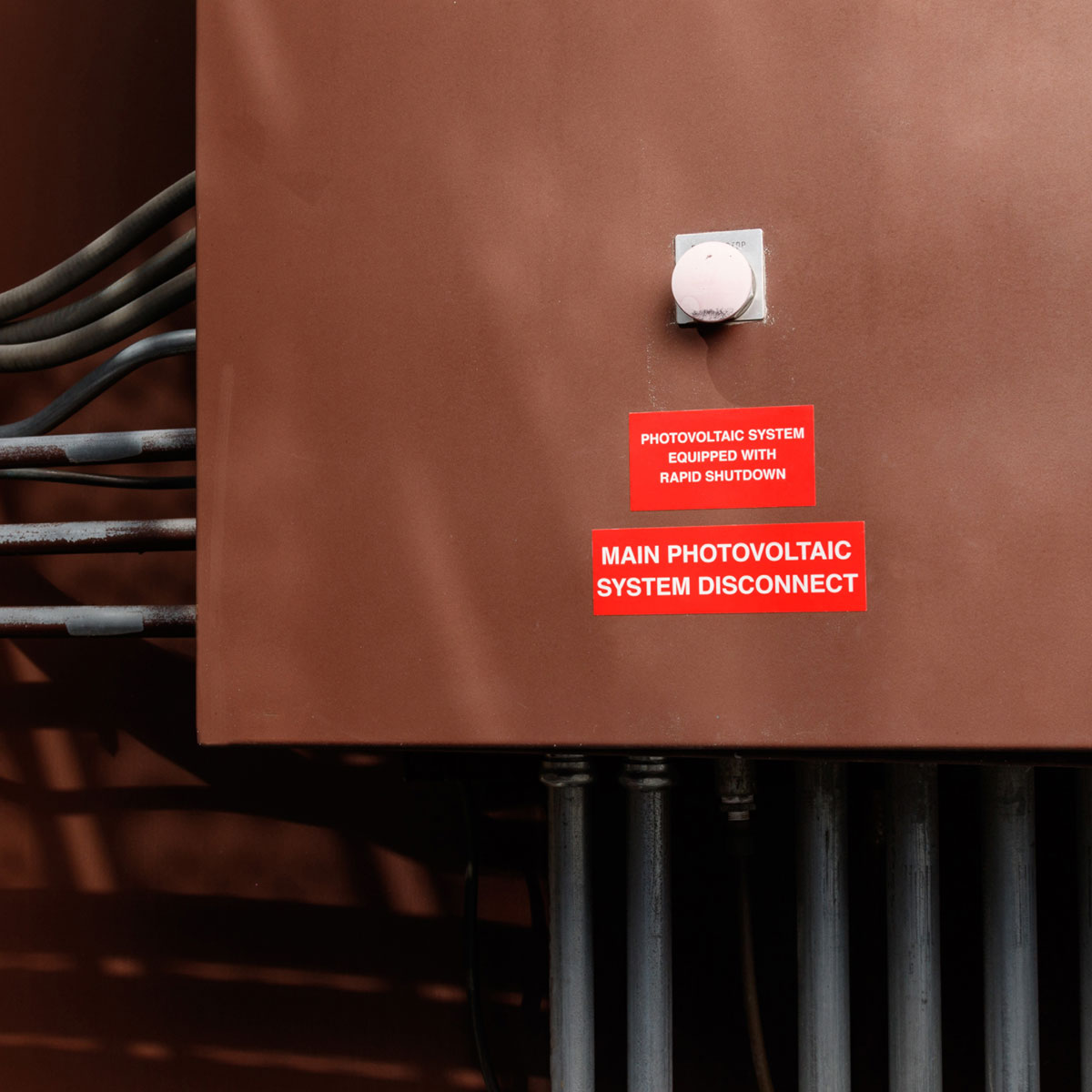 Pre-Printed SOLAR MAIN PV DISC Warning Labels - Brady Part: 149870 ...