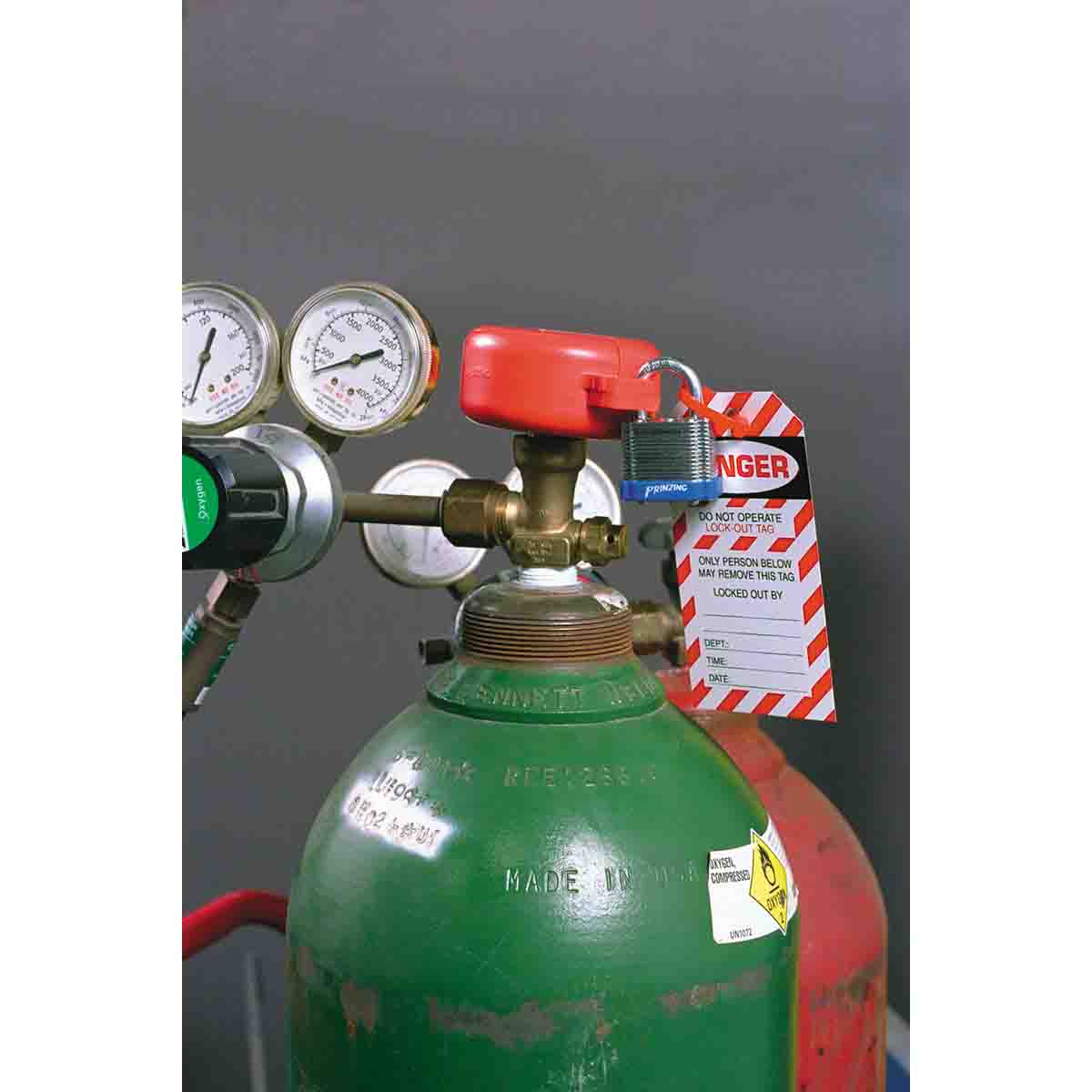 Cylinder Tank Lockout - Brady Part: SD02M | Brady | BradyID.com